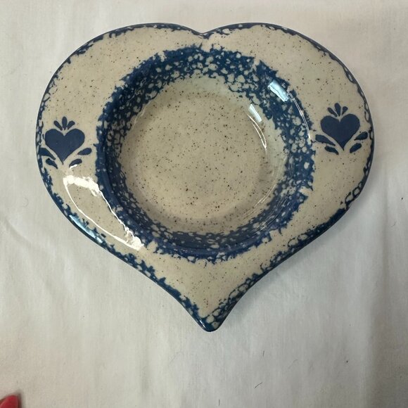Accents | Vintage Heart Shaped Blue And White Spongeware Splatterware ...
